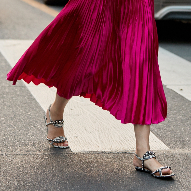 These are the spring shoes for a capsule wardrobe Refresh your timeless ...